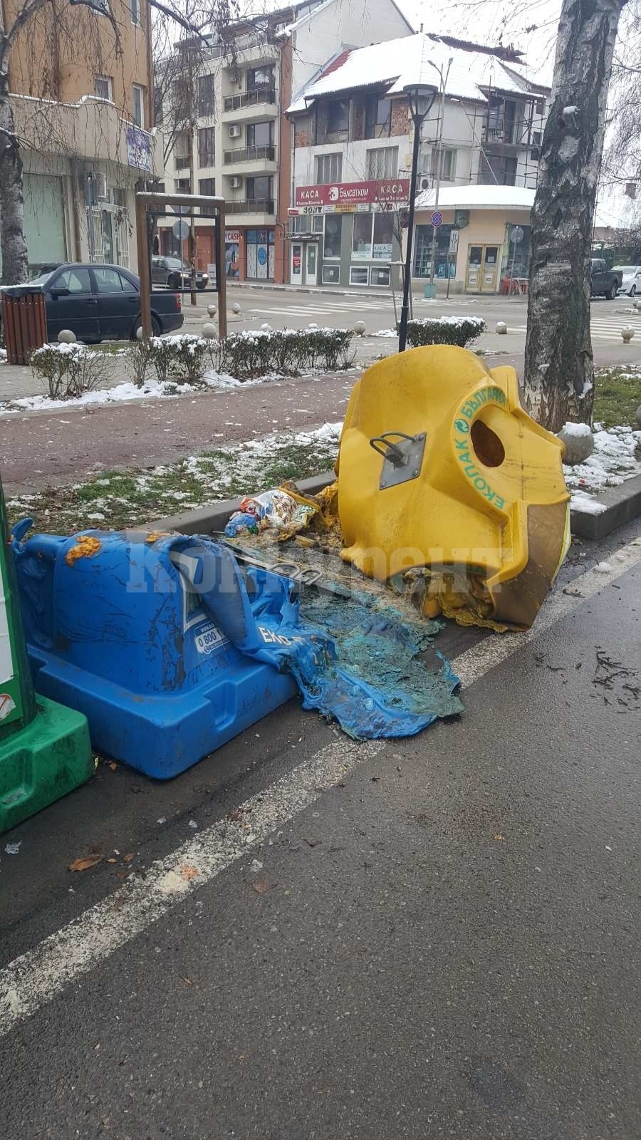 Подпалиха контейнери за разделно събиране в центъра на Монтана Konkurent Bg